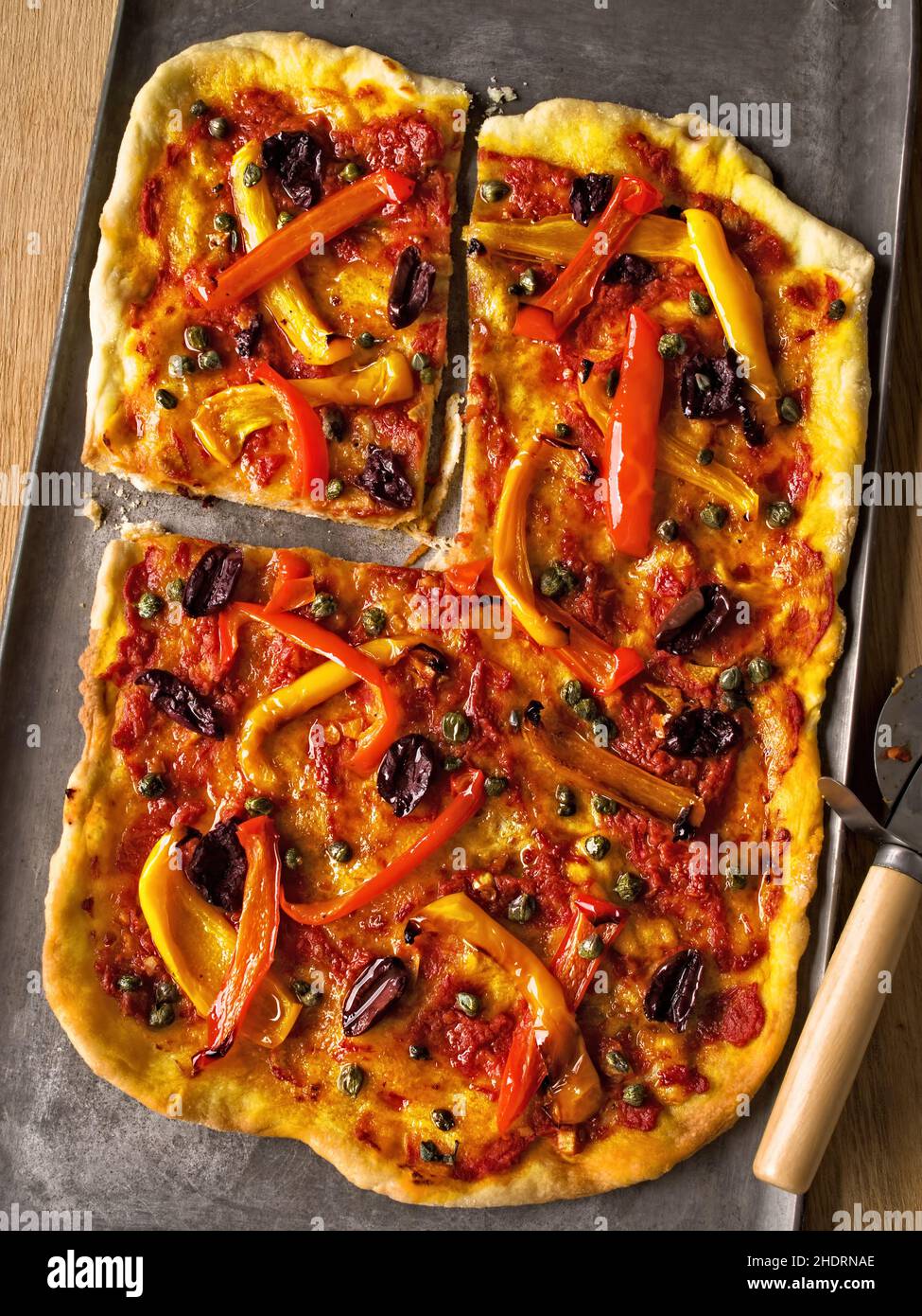 gratin, pizza, portion, gratins, pizzas, portions Stock Photo - Alamy