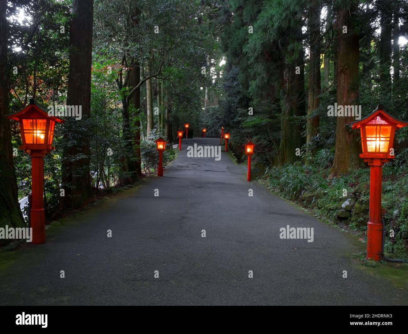 Japanese lantern hakone shrine hi-res stock photography and images - Alamy
