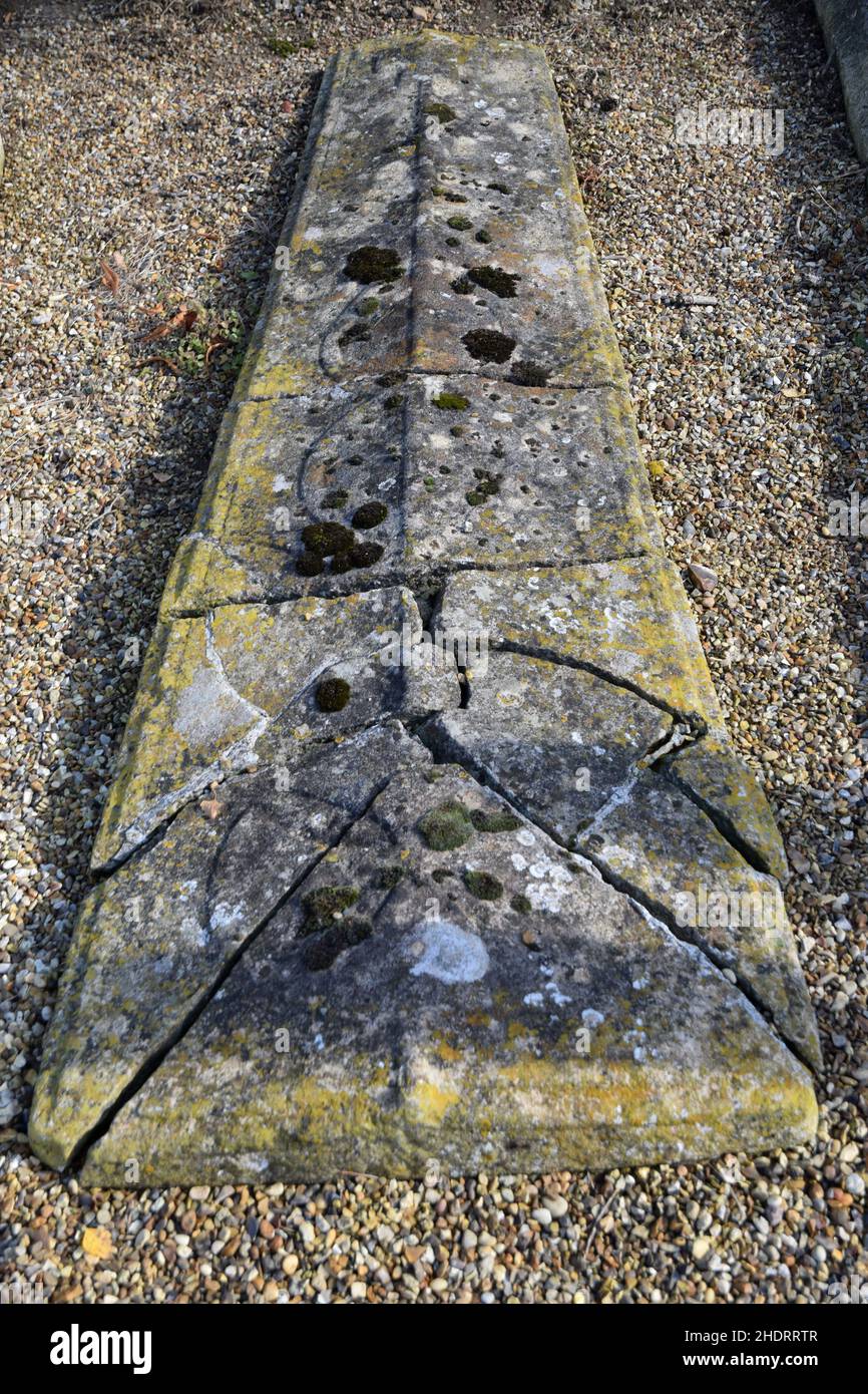Unmarked grave hi-res stock photography and images - Alamy