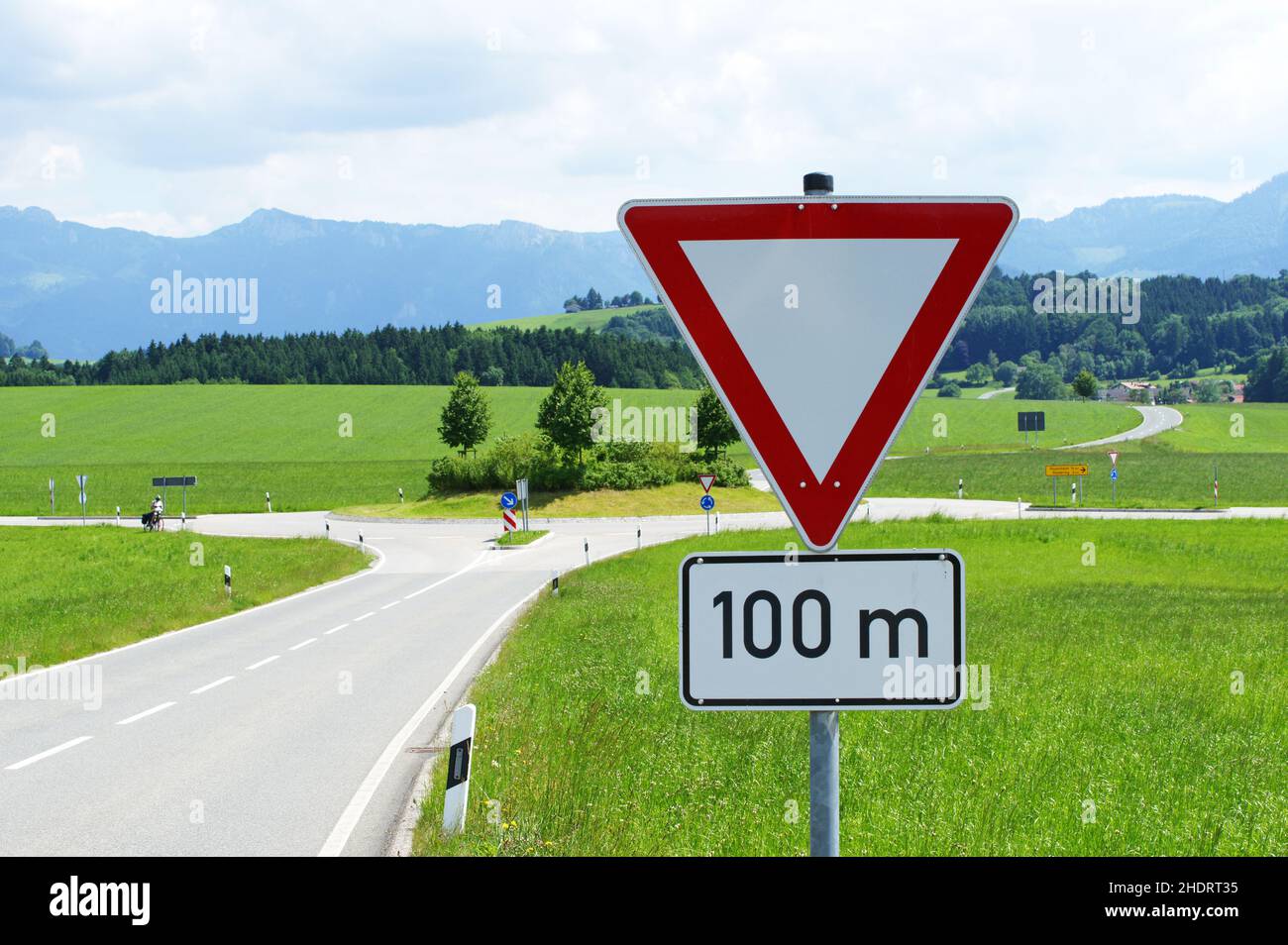 traffic sign, yield sign, road sign, road signs, traffic signs, yield ...