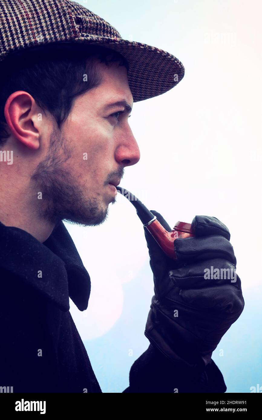 smoking issues, pipe, sherlock holmes, pipes Stock Photo - Alamy