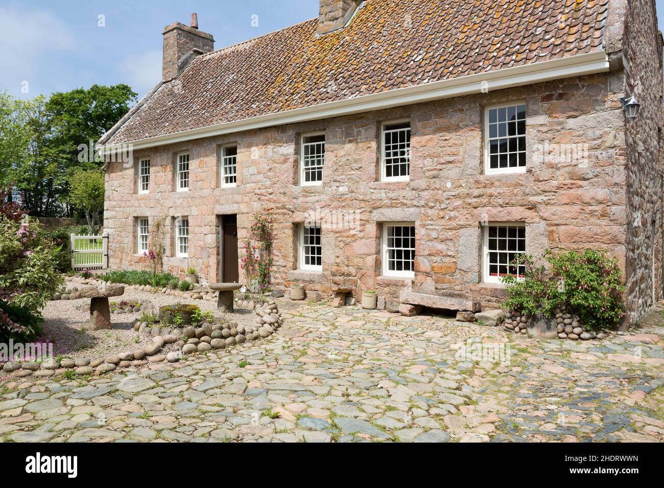cottage, channel island, cottages, channel islands Stock Photo - Alamy