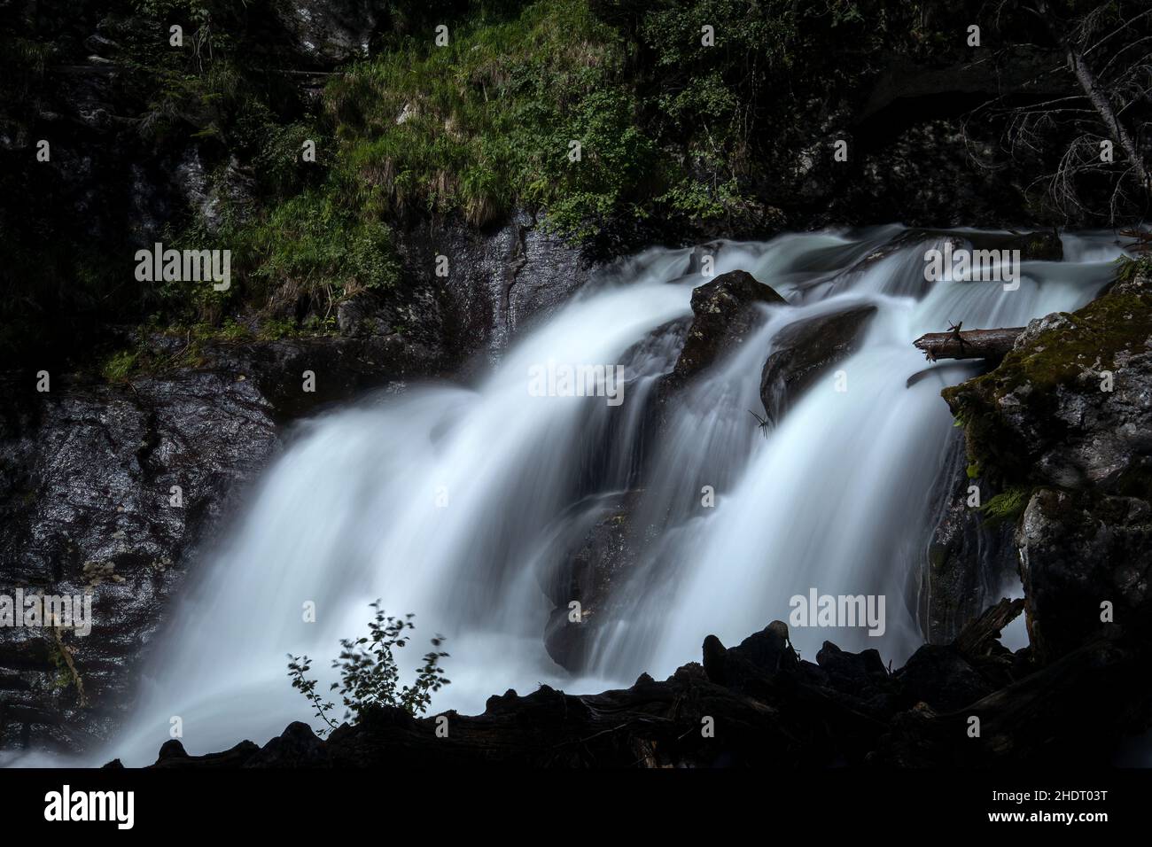 waterfall, wilde wasser, cascade, waterfalls Stock Photo - Alamy