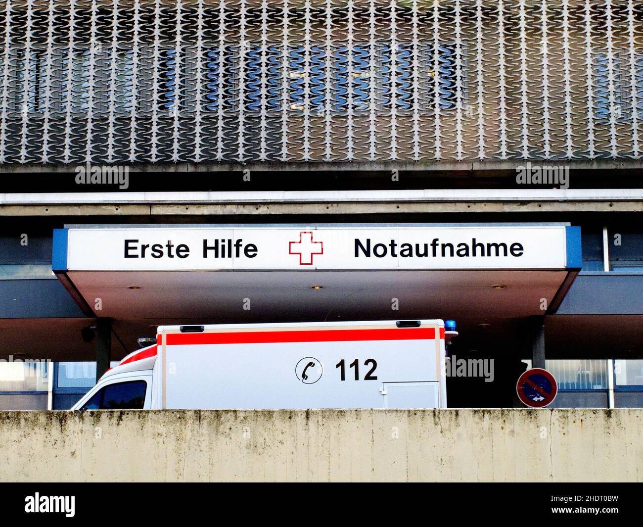 first aid, emergency room, 112, first aids, emergency rooms, one ...