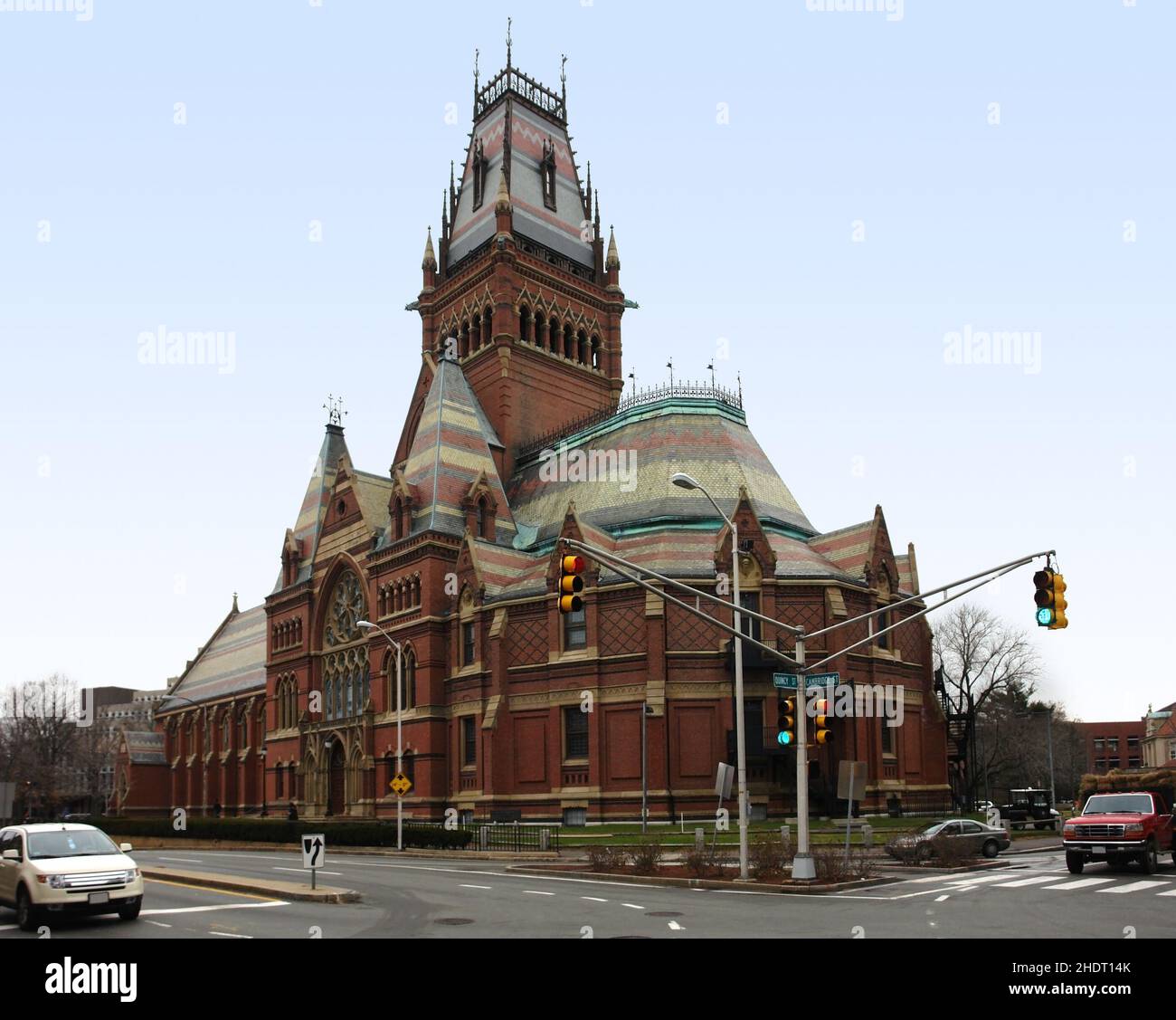 cambridge, harvard university, memorial hall, cambridges Stock Photo ...