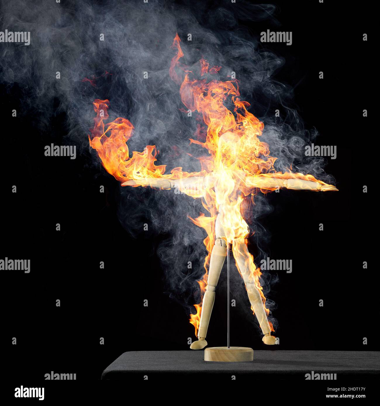 Burning of witches hi-res stock photography and images - Alamy