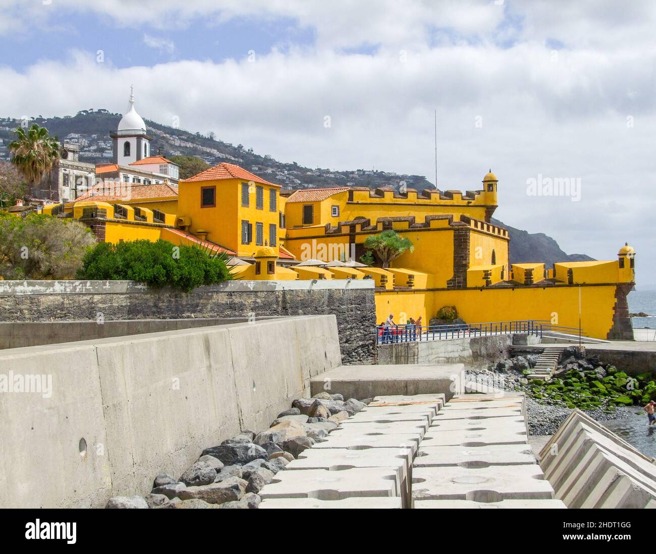 Funchal coast hi-res stock photography and images - Alamy