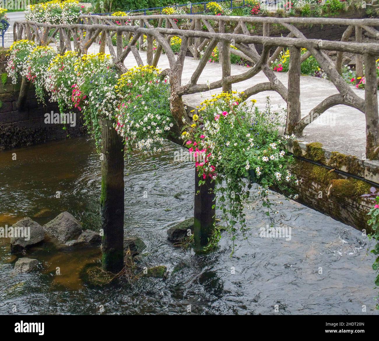 Ancient breton bridge hi-res stock photography and images - Alamy