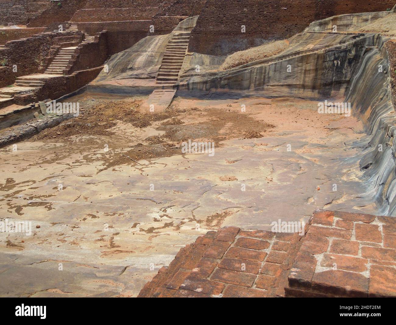 Sigiriyas hi-res stock photography and images - Alamy