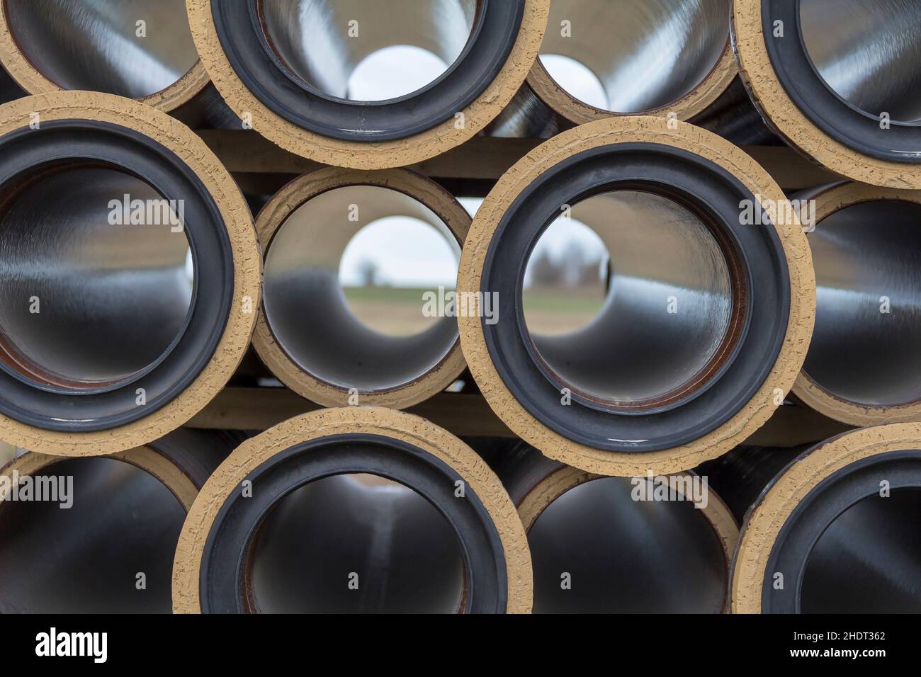 Ceramic pipes hi-res stock photography and images - Alamy