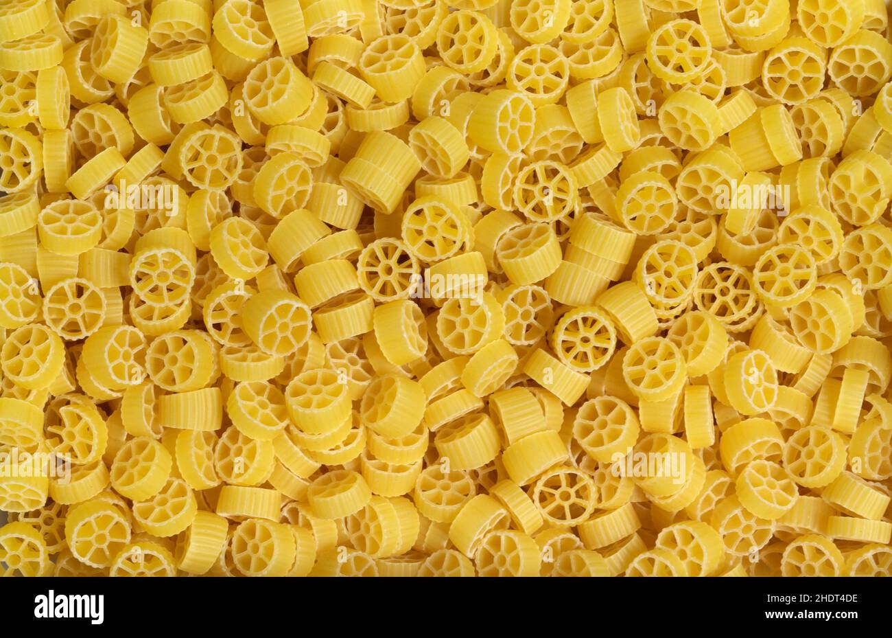 pasta, ruote, noddles, pastas Stock Photo - Alamy