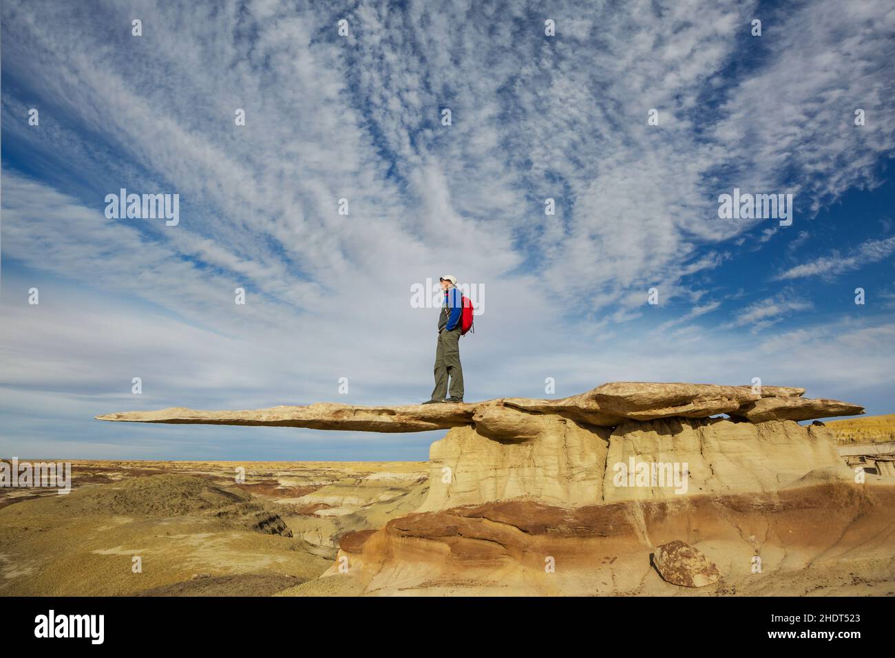Tourist on King of Wing, amazing rock formations in Ah-shi-sle-pah ...