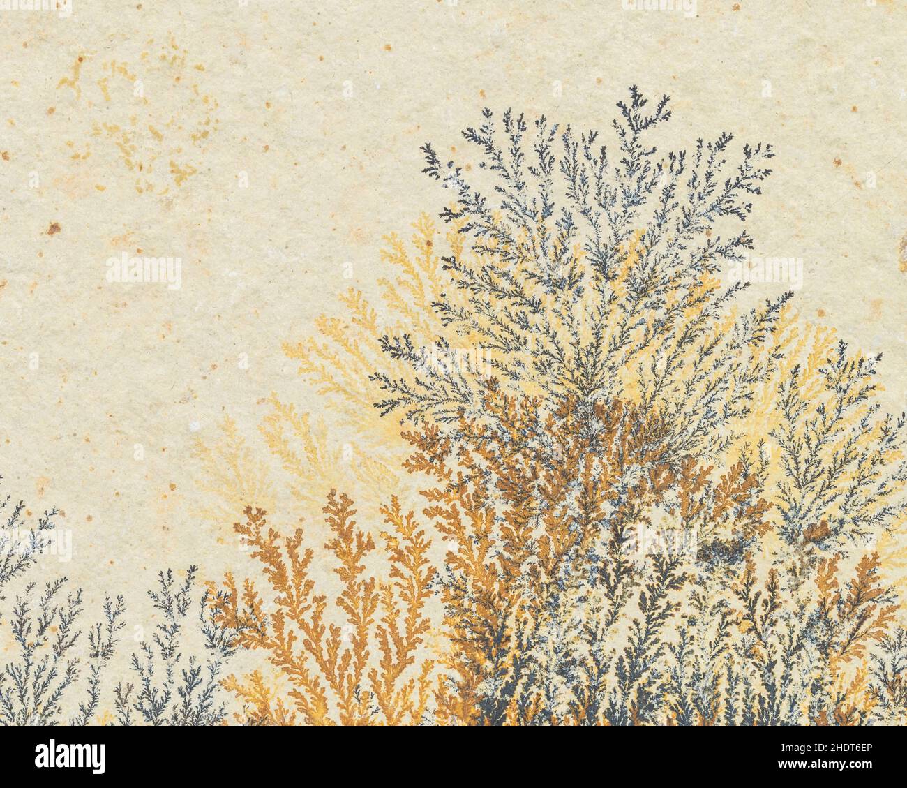 Iron crystal structure hi-res stock photography and images - Alamy