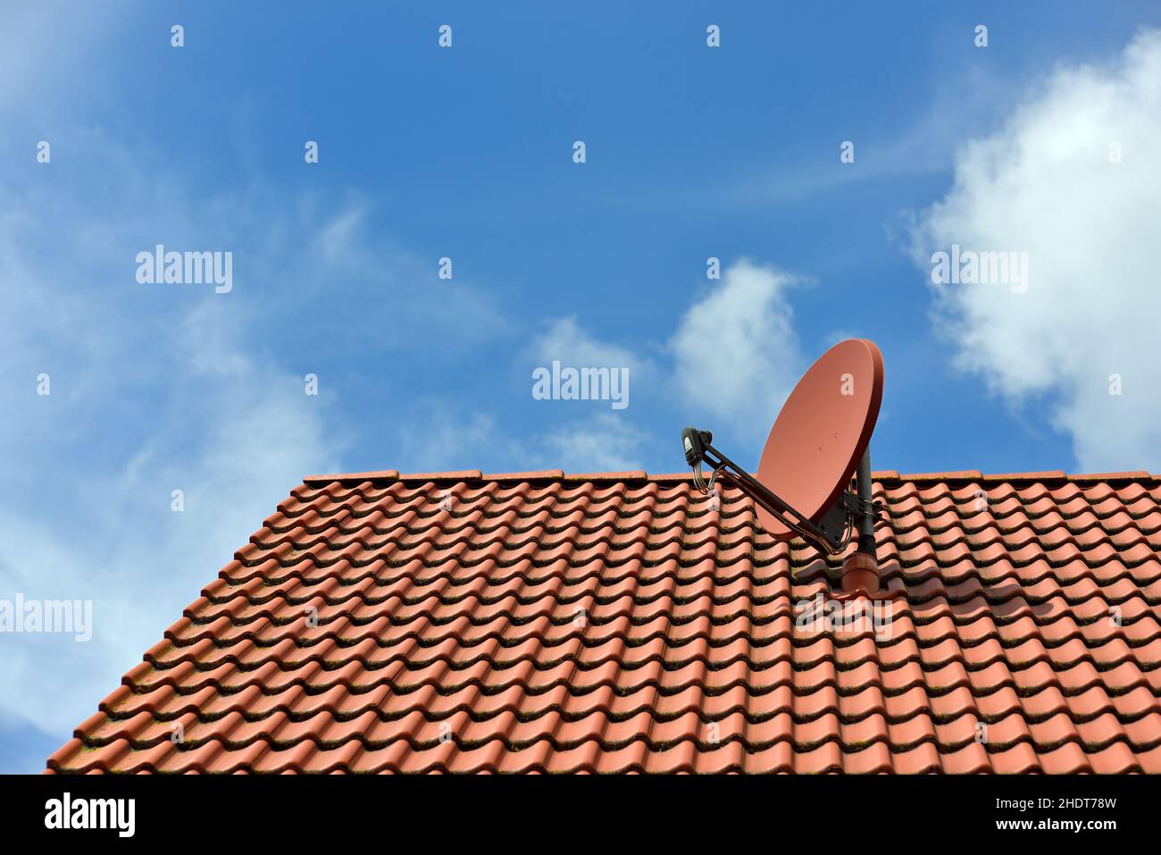 satellite dish, parabolic, satellite dishs, parabolics Stock Photo - Alamy
