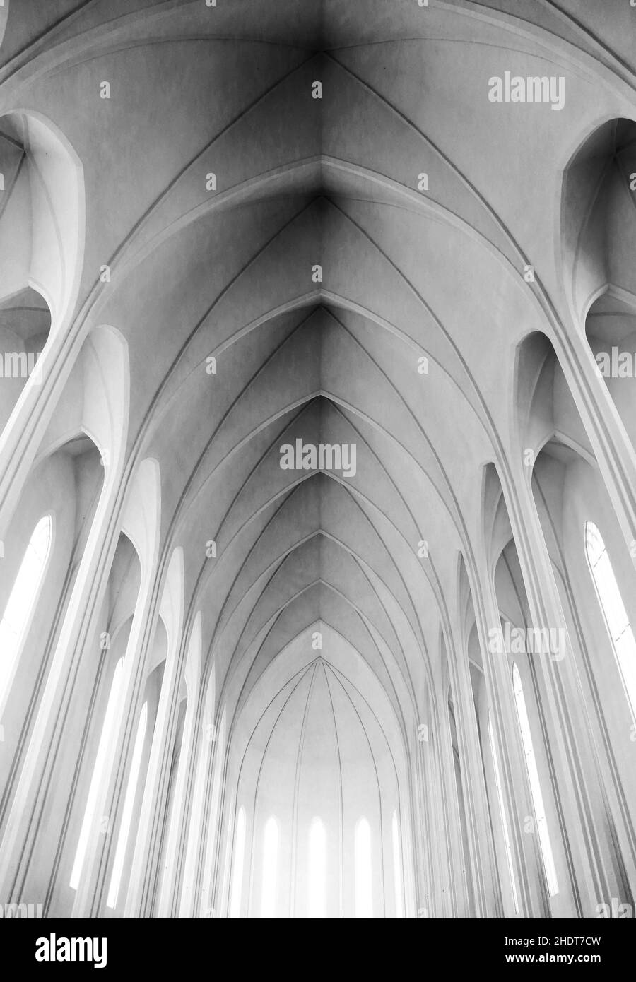 Nave architecture hi-res stock photography and images - Alamy
