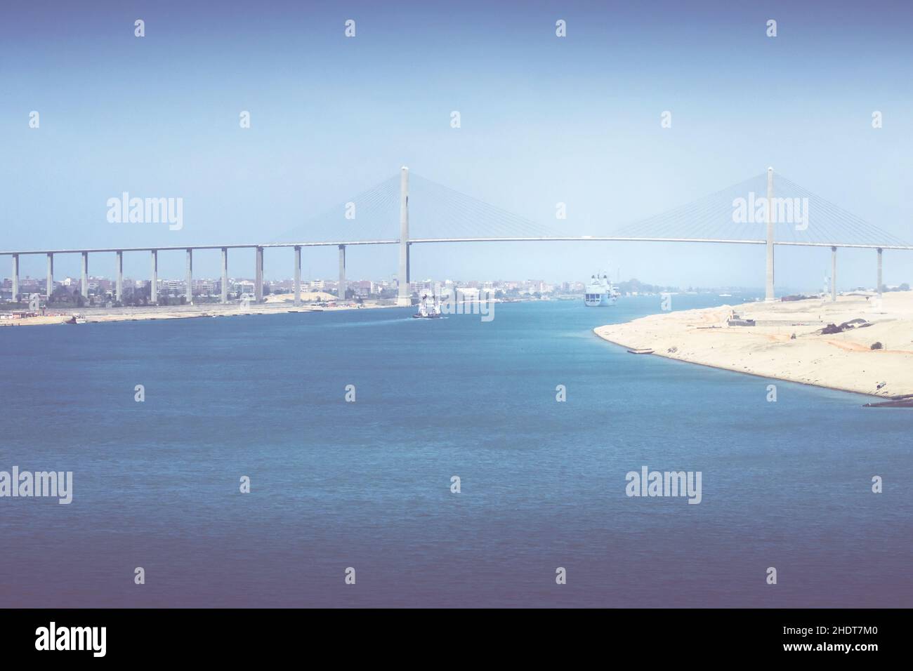 El qantara hi-res stock photography and images - Alamy