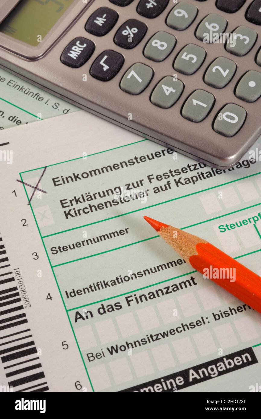 Accounting statements red hi-res stock photography and images - Alamy