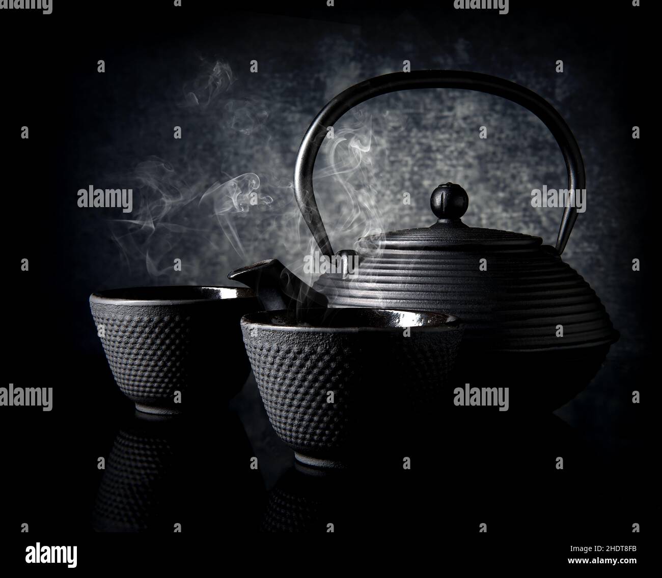 Japanese tea sets hi-res stock photography and images - Alamy