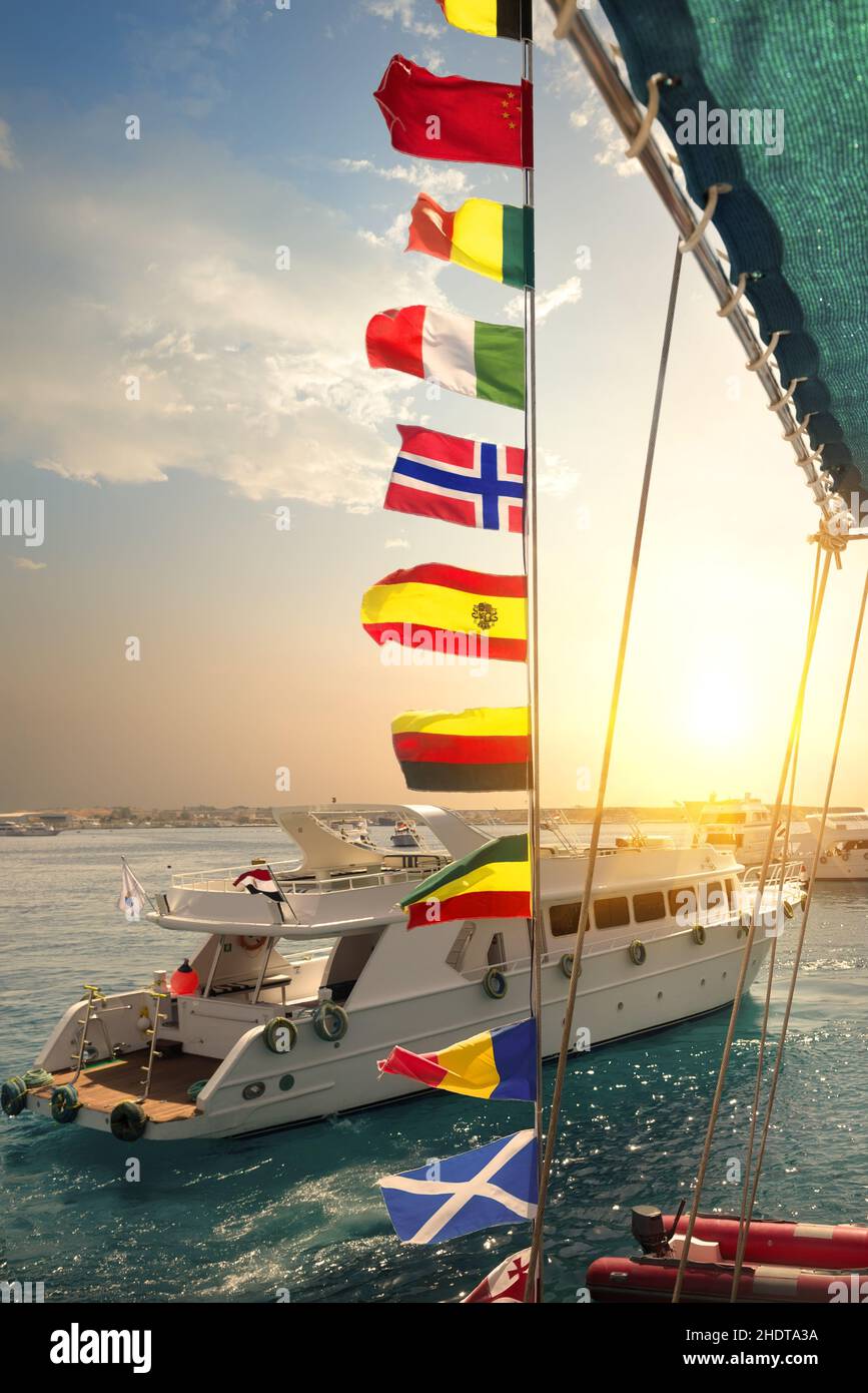 flag, yacht, flags, yachts Stock Photo - Alamy flag, yacht, flags, yachts Stock Photo - Alamy