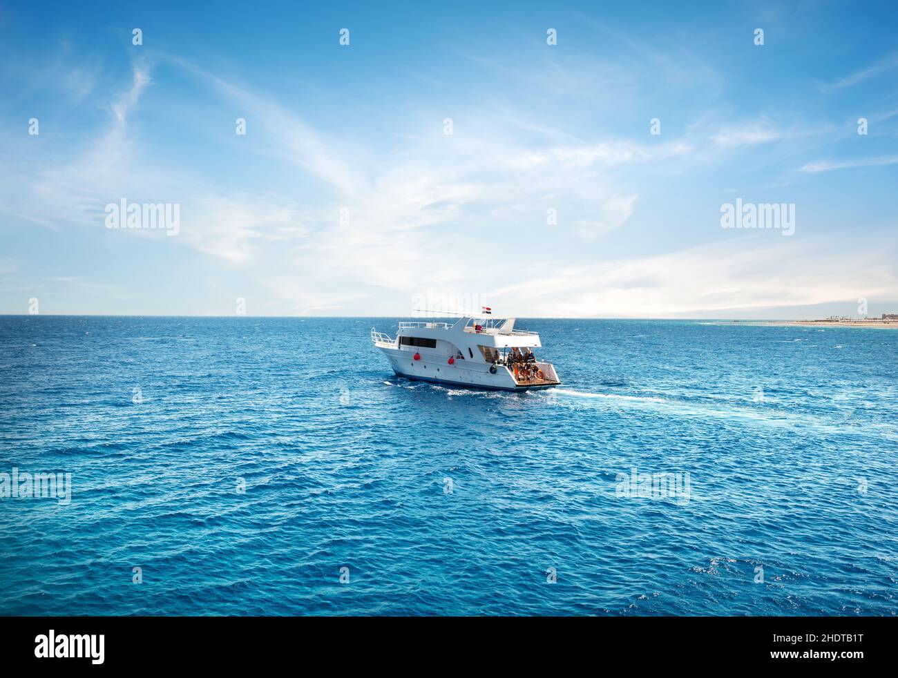 red sea, excursion boat, red seas, excursion boats Stock Photo - Alamy
