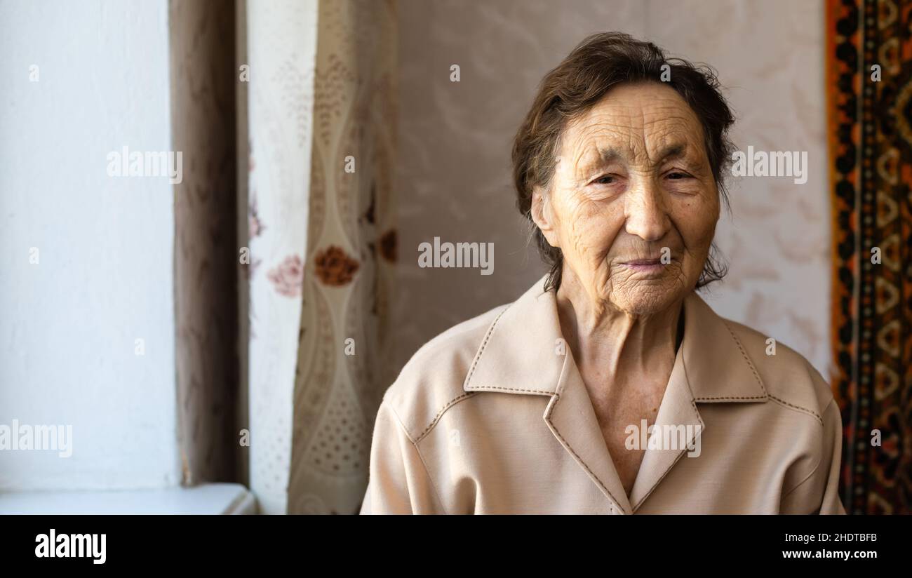 Aging process - very old senior women smiling face Stock Photo - Alamy
