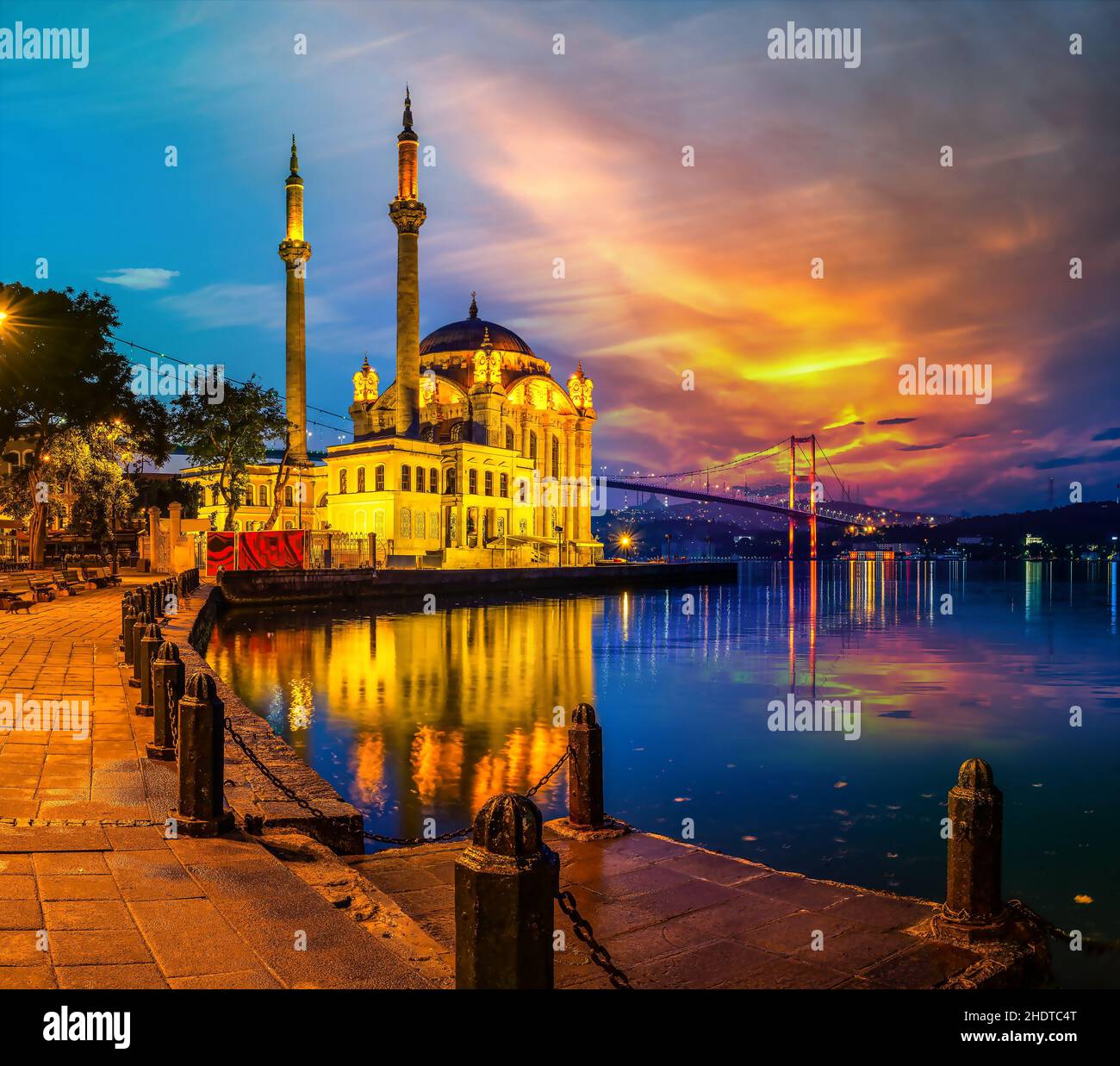 bosphorus, istanbul, ortaköy mosque, istanbuls, ortaköy mosques Stock ...