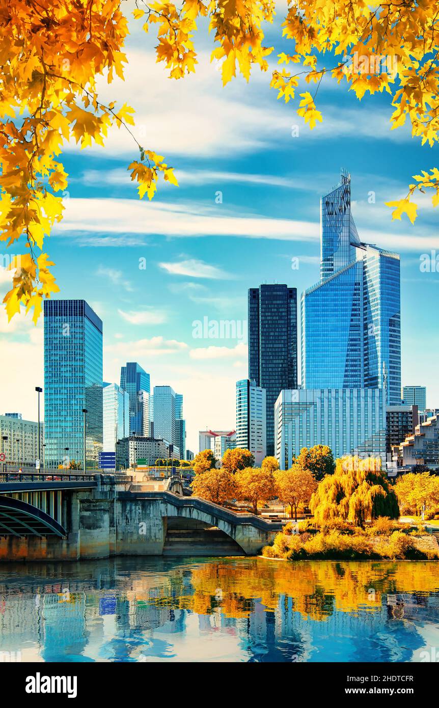 Paris river seine high rise buildings hi-res stock photography and ...