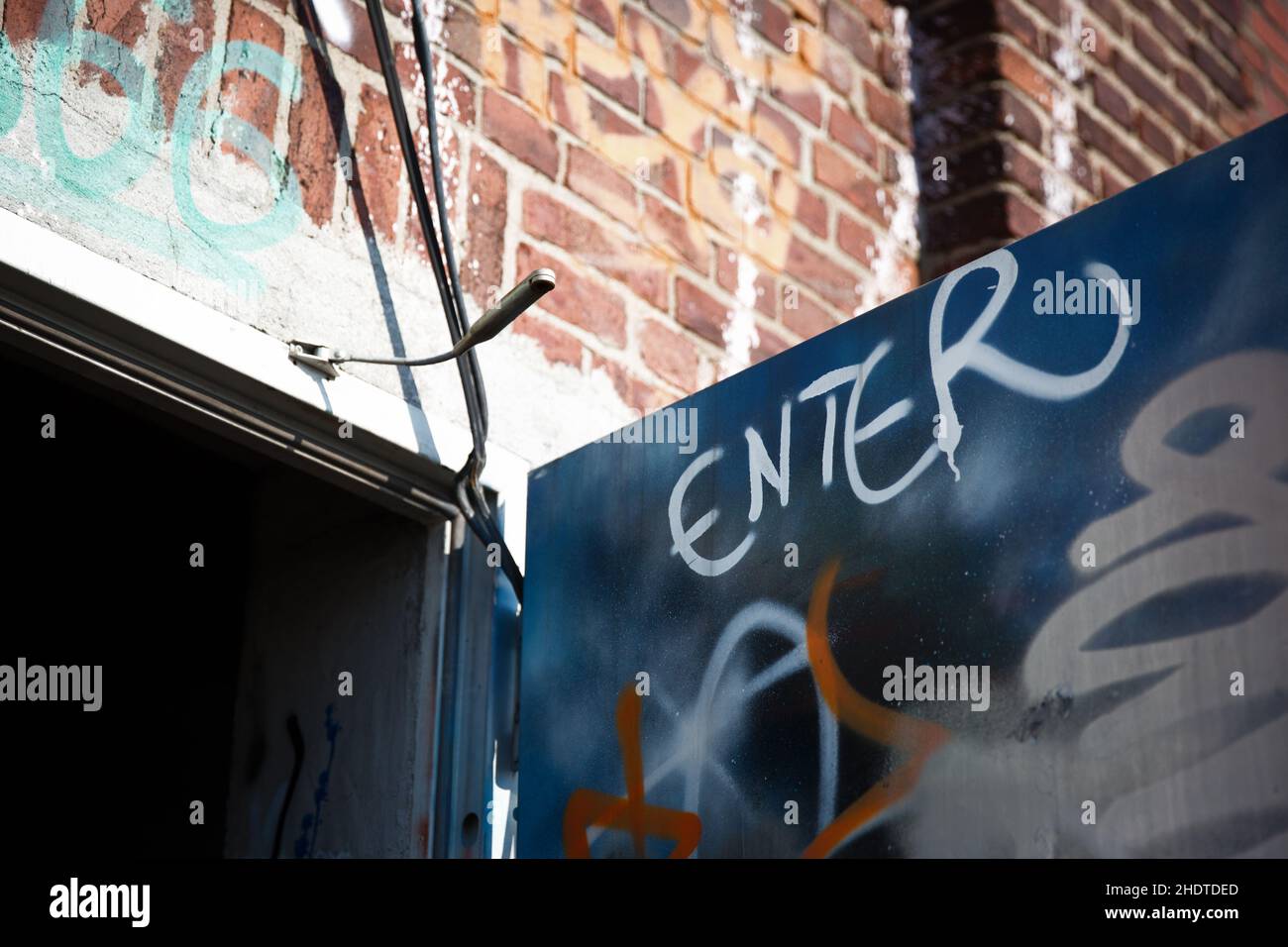 Enter enters entering hi-res stock photography and images - Alamy