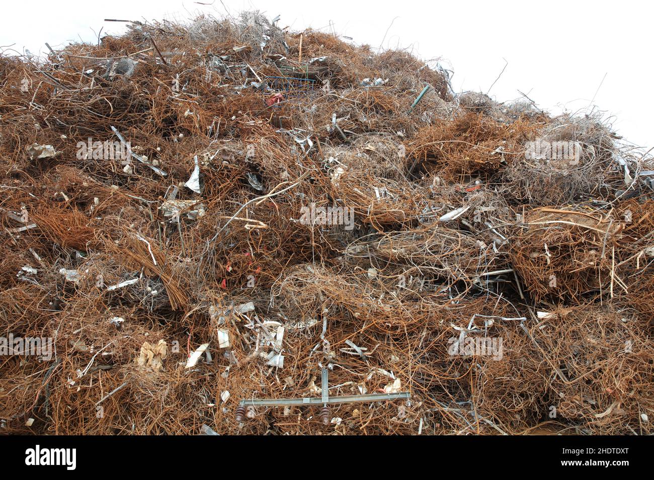 Metal scraps heap hi-res stock photography and images - Alamy