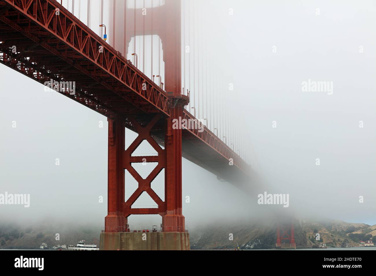 fog, golden gate bridge, fogs, golden gate bridges Stock Photo - Alamy