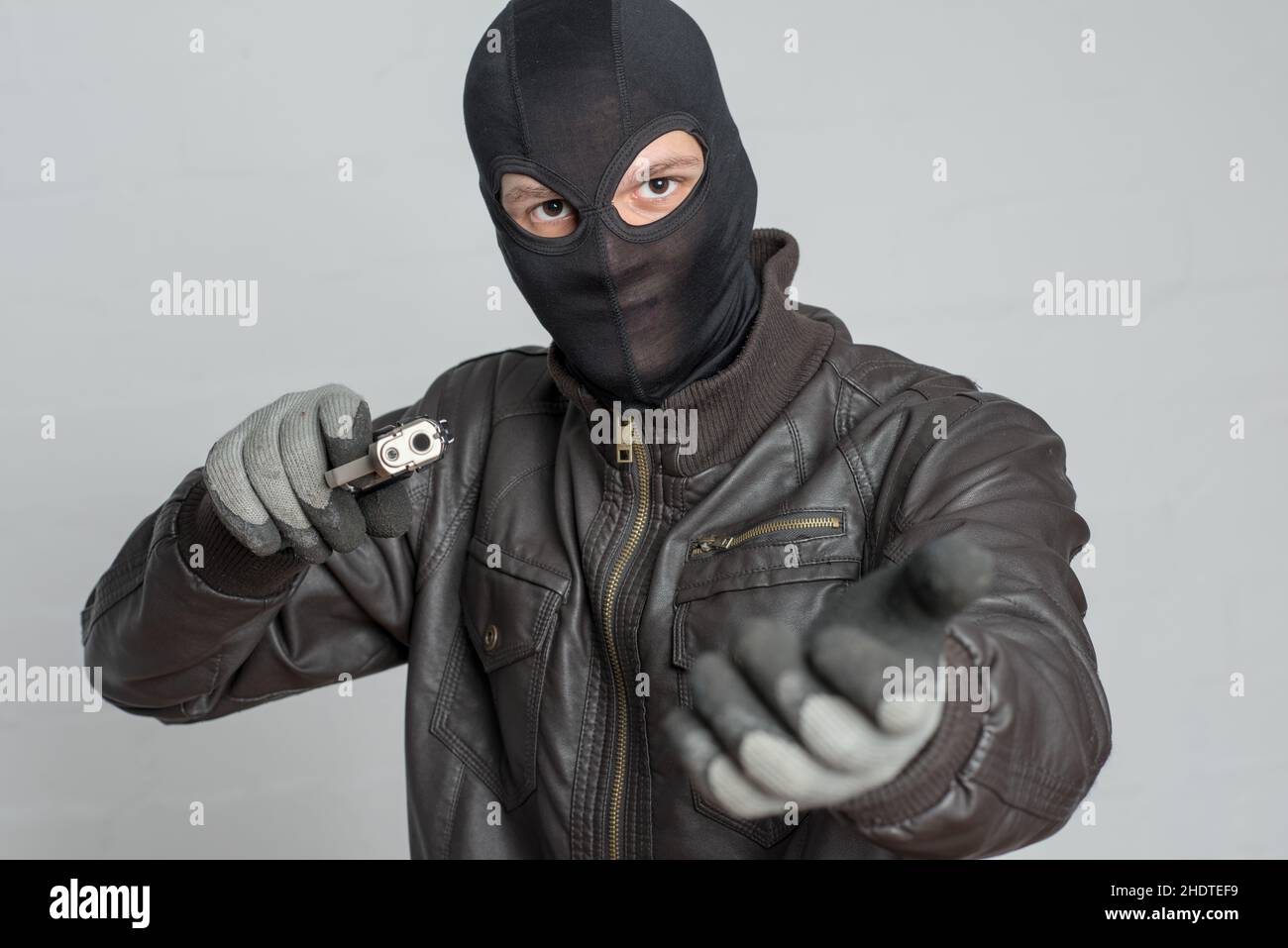 weapon, overfall, crime, robbery, weapons, overfalls, crimes, robberies ...