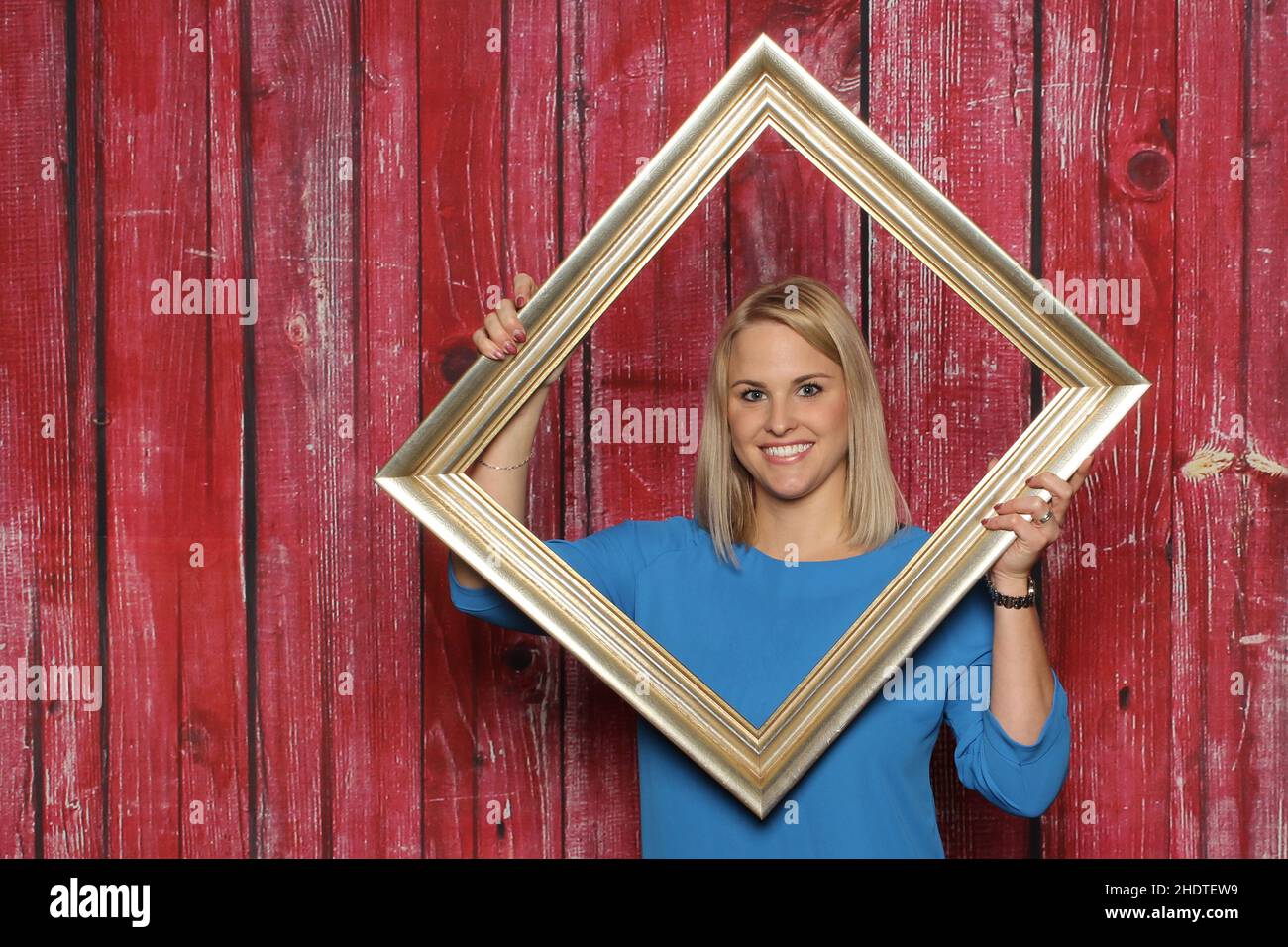 young woman, photo, picture frame, photo shoot, girl, girls, woman ...