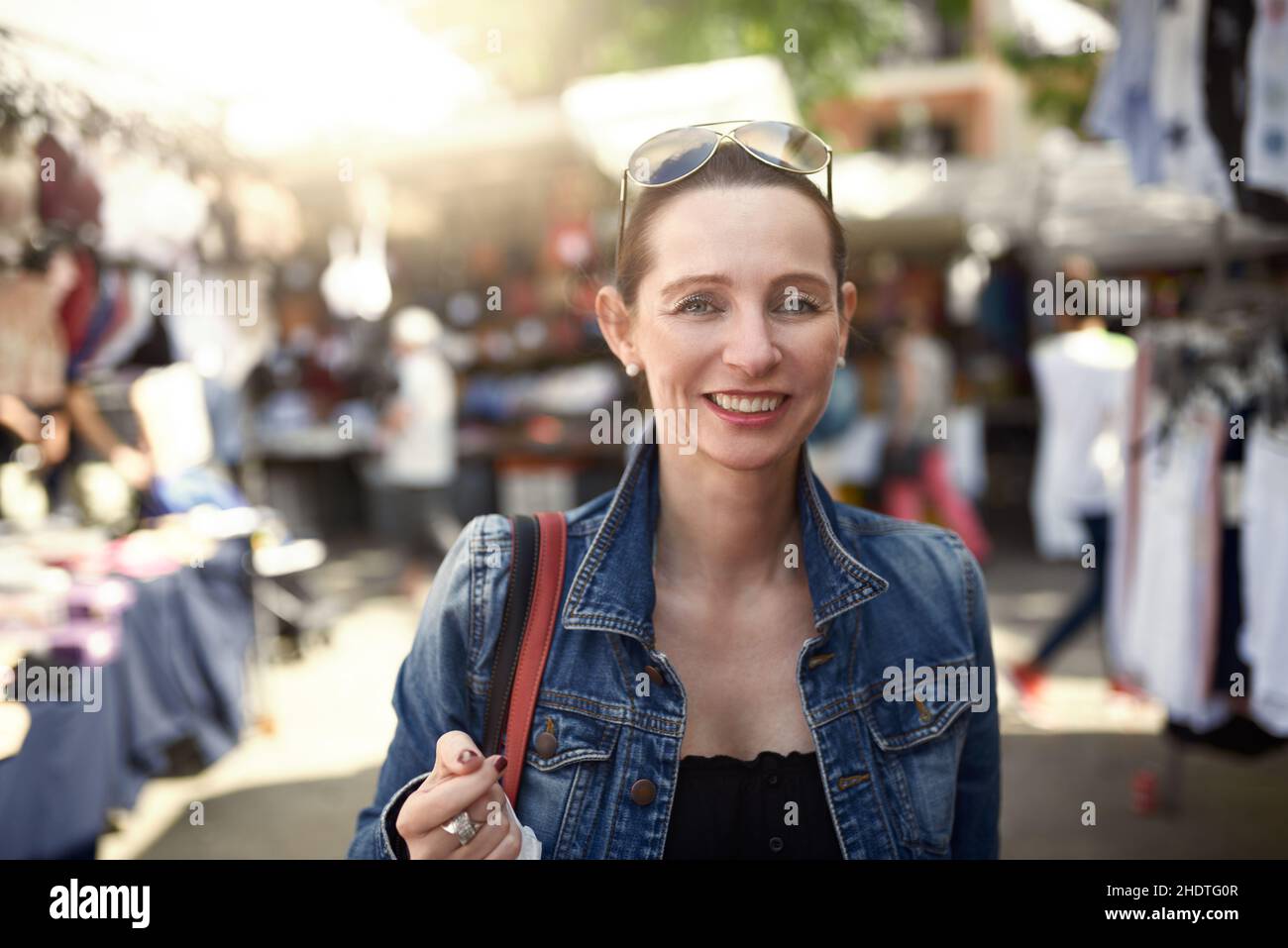 market, shopping, tourist, markets, tourists Stock Photo - Alamy