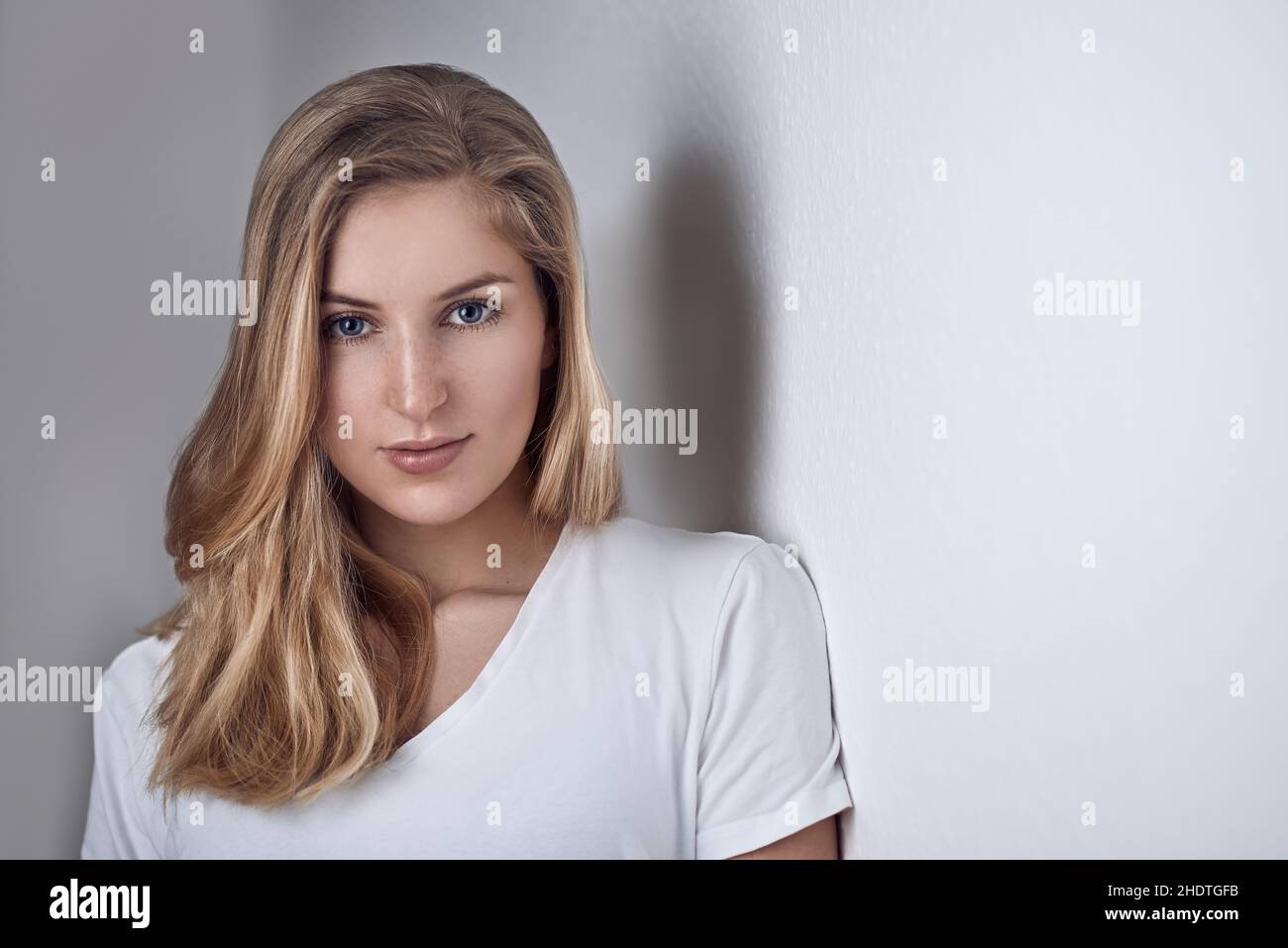 woman, looking at camera, portrait, female, ladies, lady, women, look ...