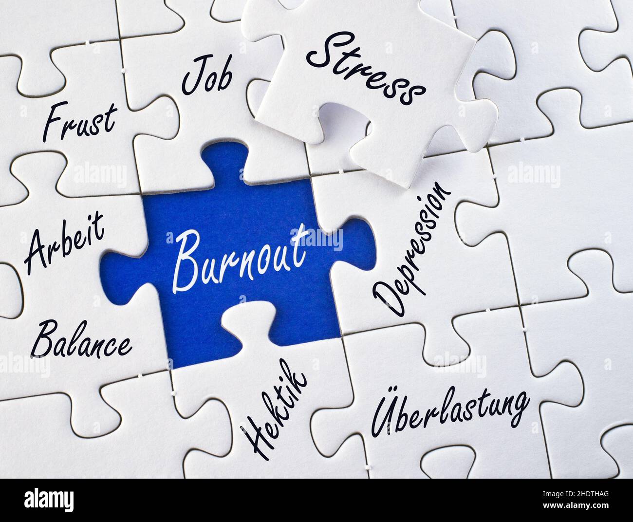 Jigsaw puzzle pieces and gaps hi-res stock photography and images - Alamy