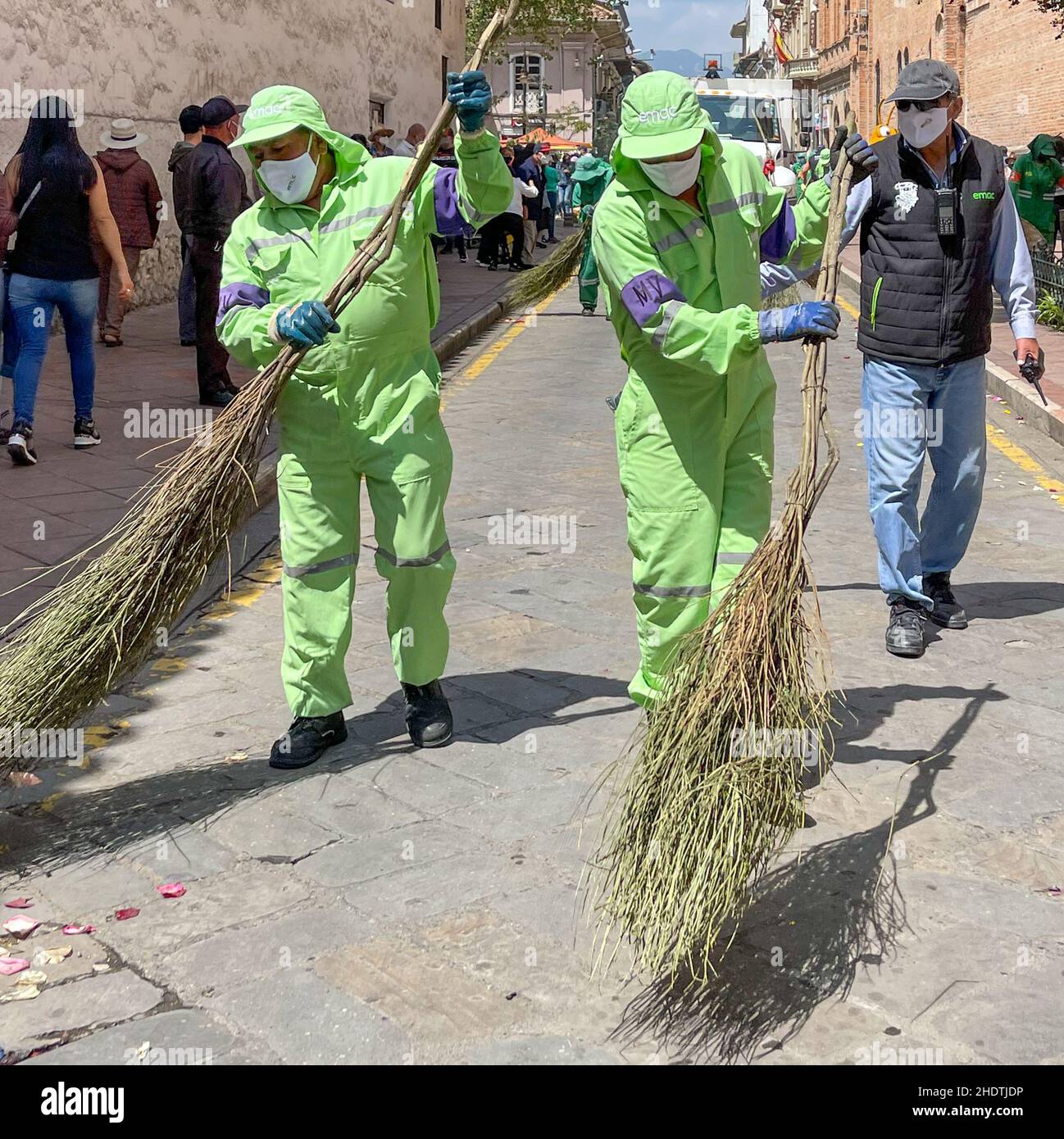 Garbage after parade hi-res stock photography and images - Alamy