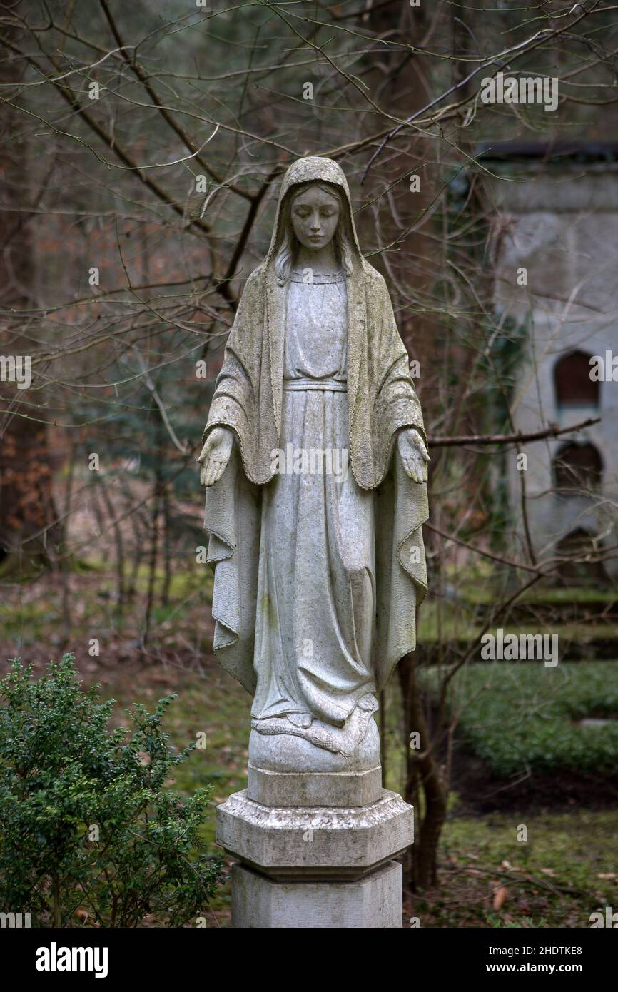 cemetery, grave character, cemeteries, grave characters Stock Photo - Alamy