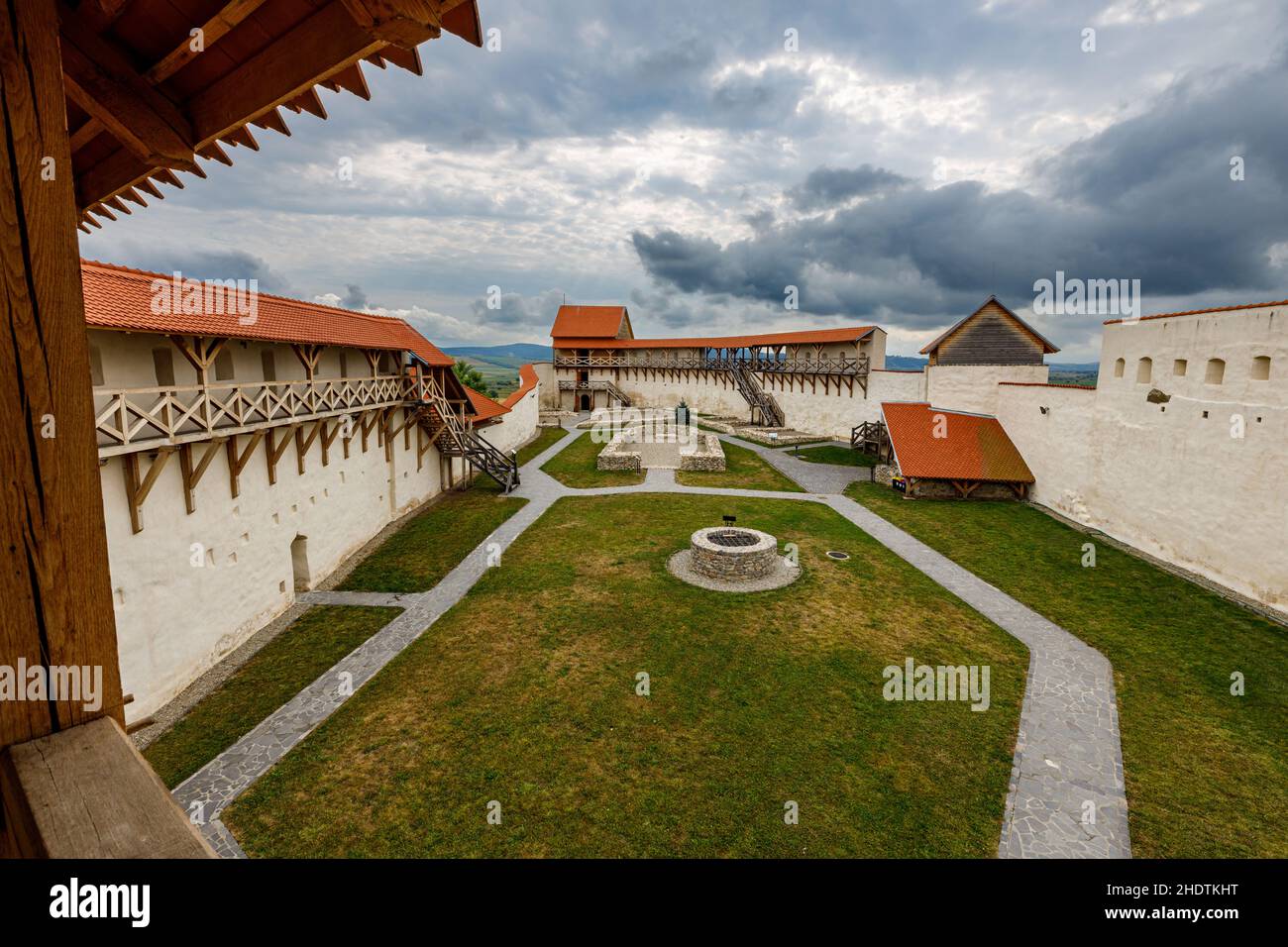 The Marienburg castle of Feldiora in Romania The Marienburg castle of ...