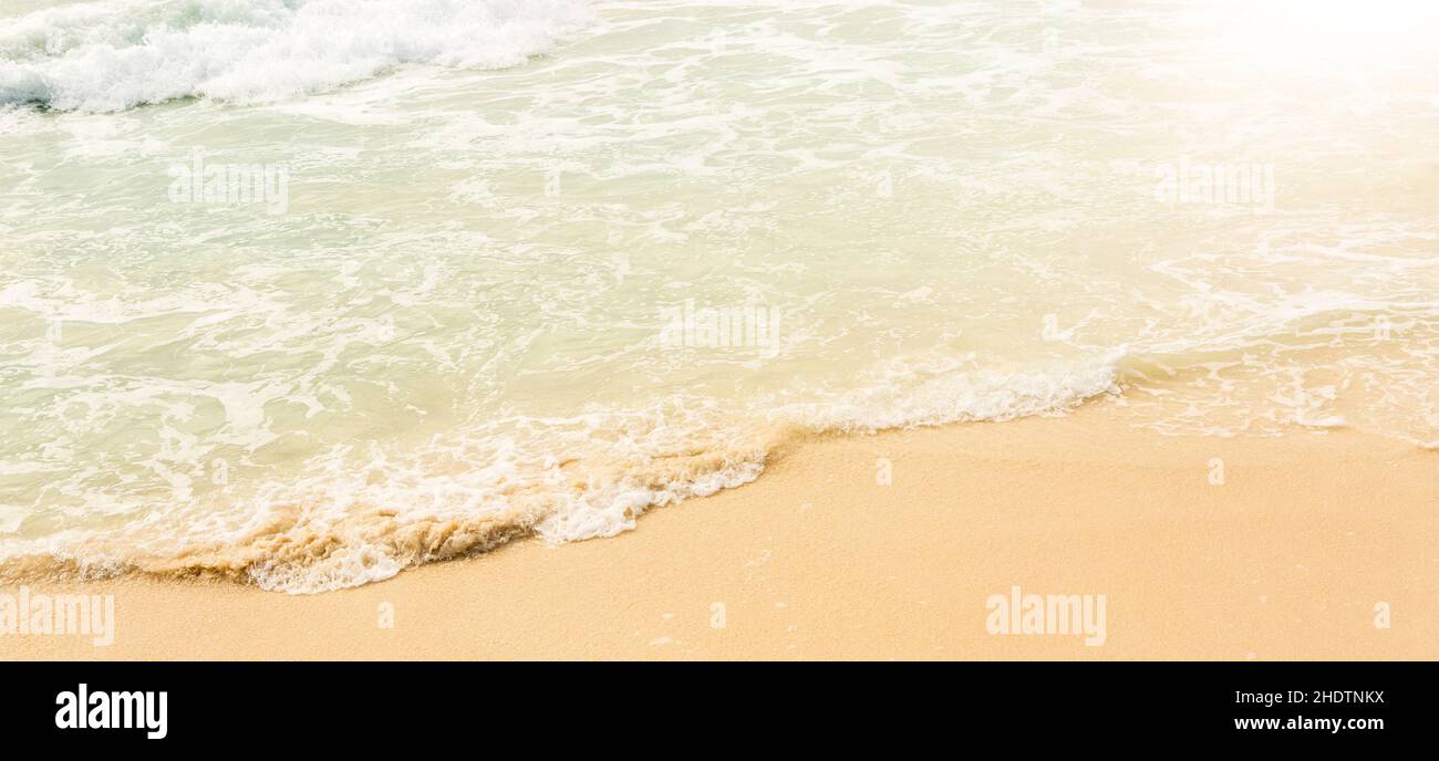 Close ups waves sea hi-res stock photography and images - Alamy