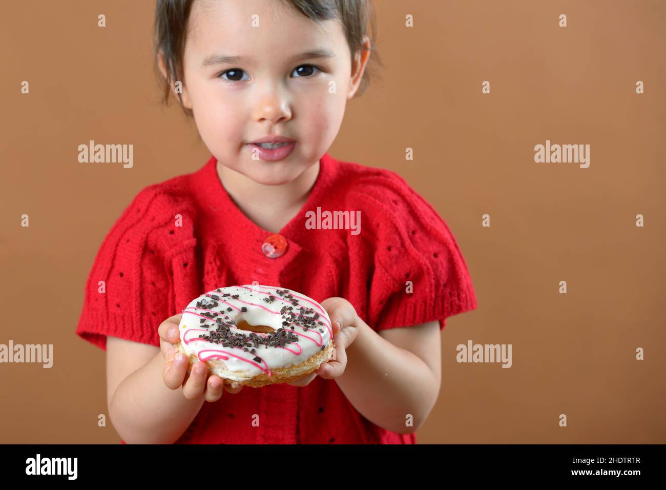 girl, donut, girls, donuts, jelly doughnut Stock Photo - Alamy