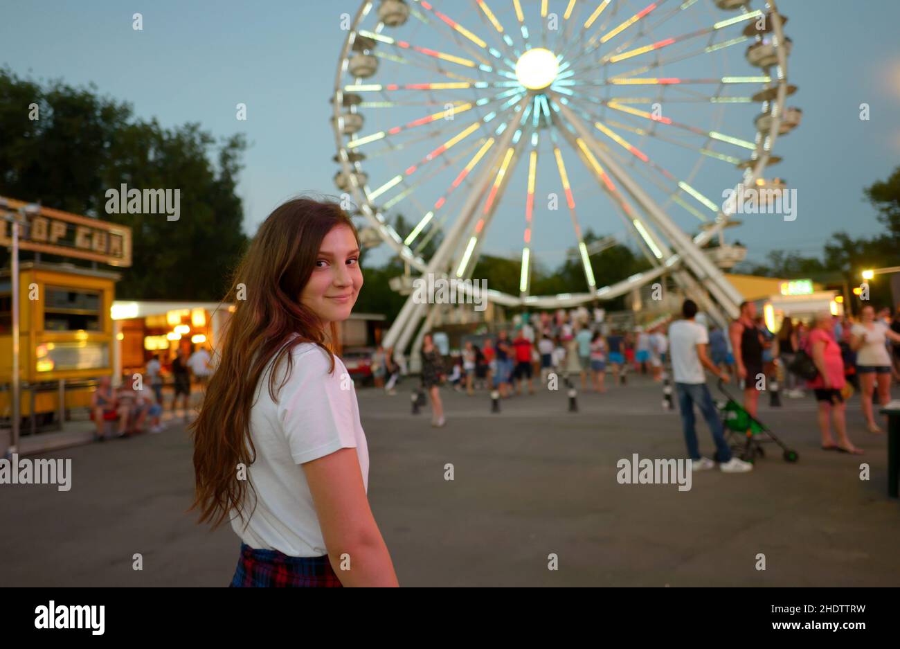 Teens funfair hi-res stock photography and images - Alamy