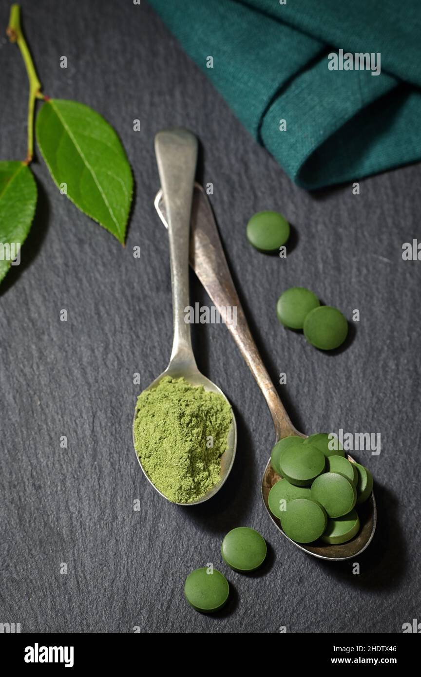 tablets, powder, superfood, chlorella, tablet, powders Stock Photo - Alamy