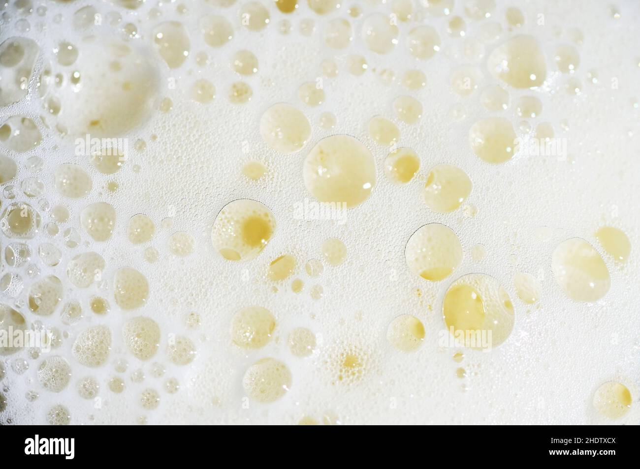 Beer foam structure hi-res stock photography and images - Alamy
