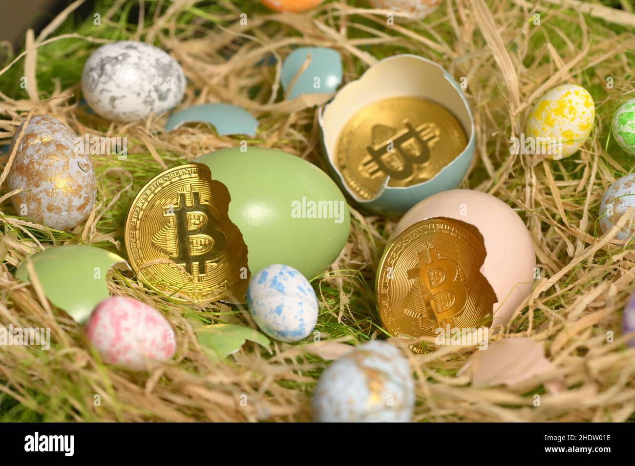 Hidden bitcoin hi-res stock photography and images - Alamy