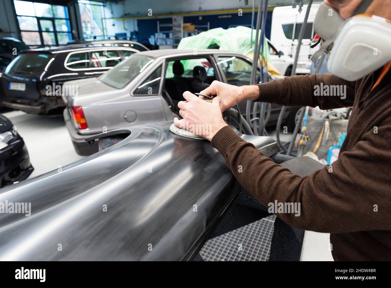 Grinding mechanics hi-res stock photography and images - Alamy