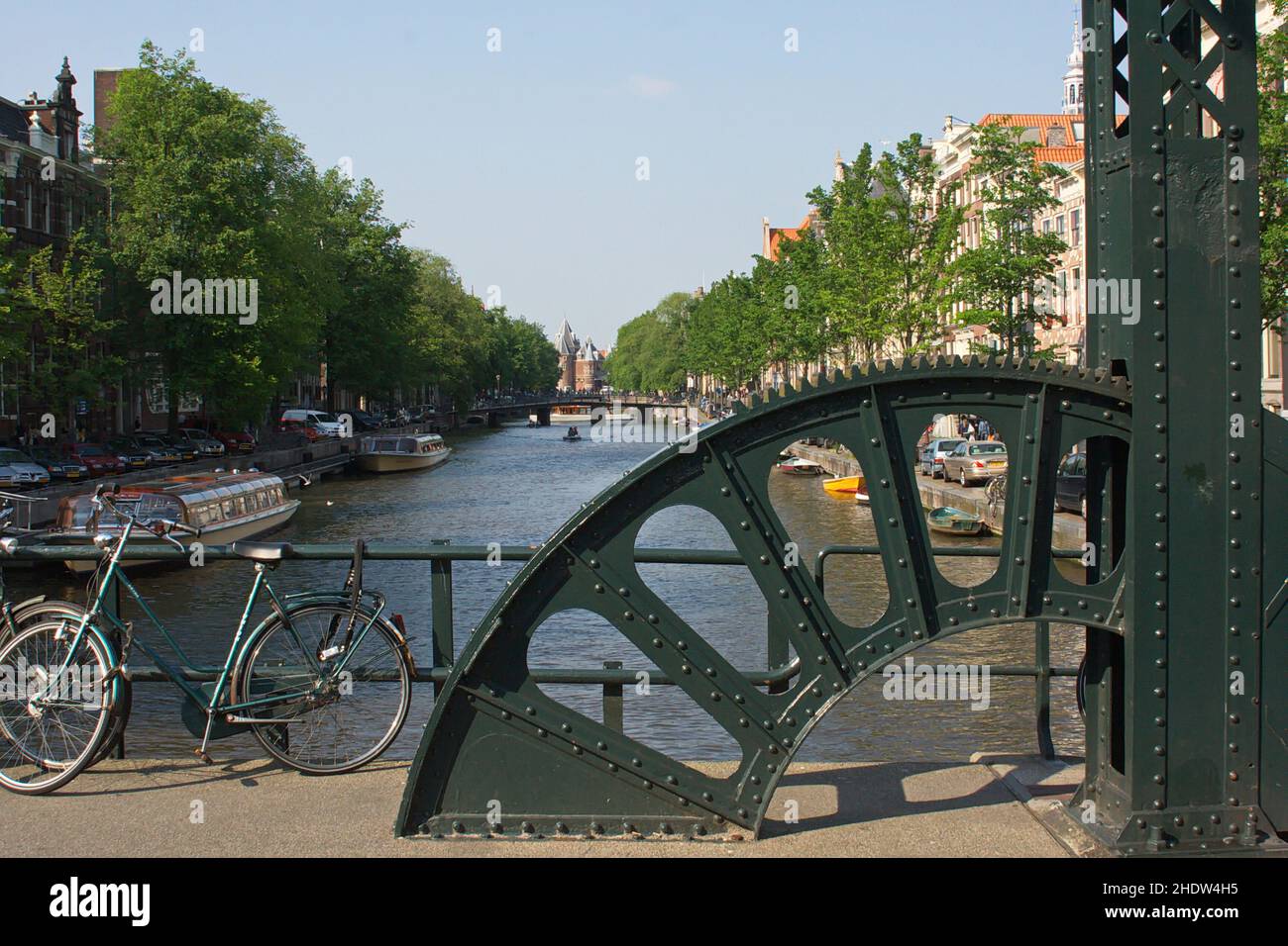 Lift amsterdam bridge holland hi-res stock photography and images - Alamy