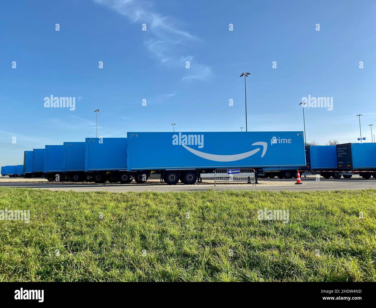 Amazon truck hi-res stock photography and images - Alamy