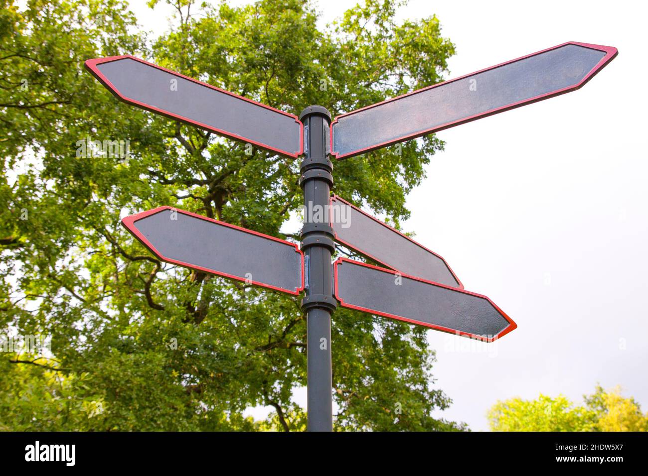 footpath sign, footpath signs Stock Photo - Alamy