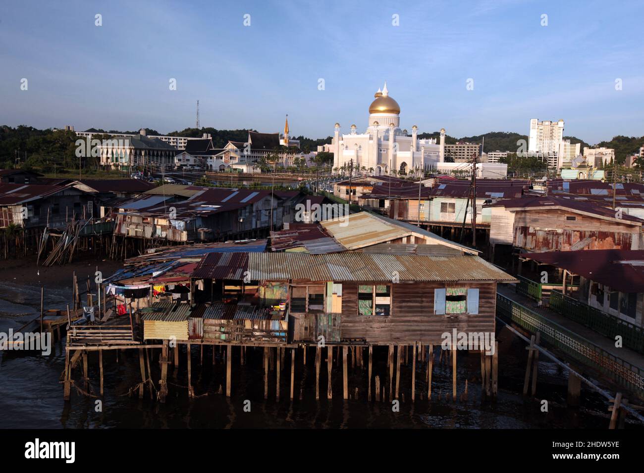 housing development, stilt house, Sultan Omar Ali Saifuddin Mosque ...