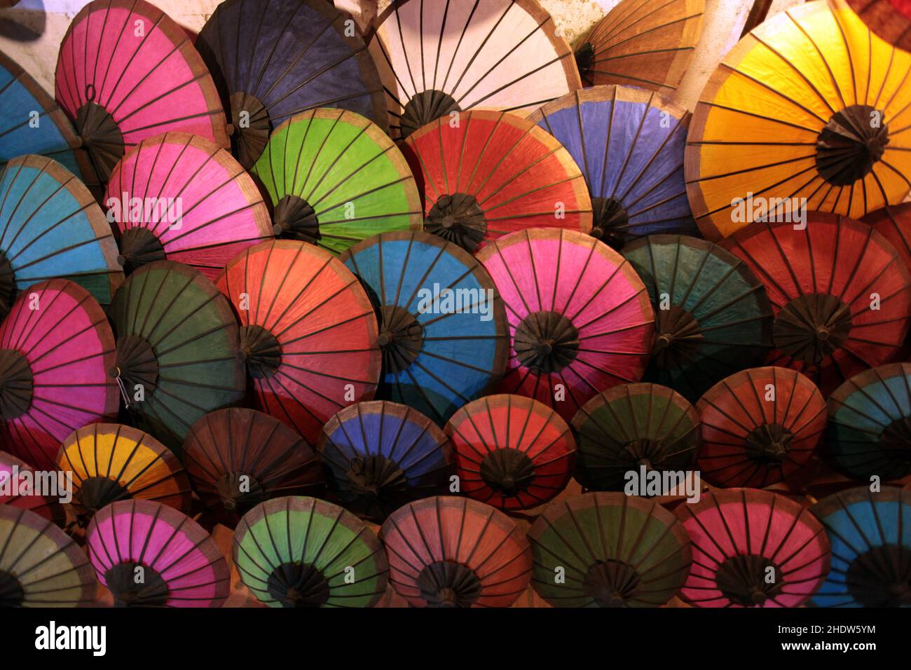 parasol, east asian culture, parasols, east asian cultures Stock Photo ...